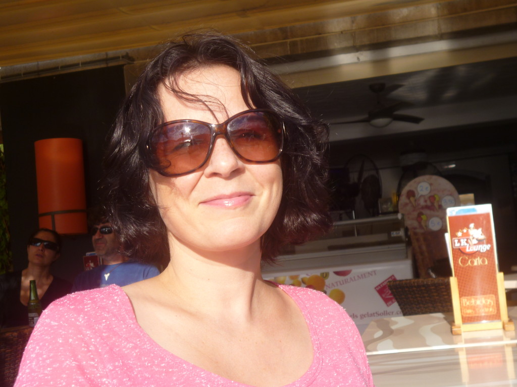 Choosing Not to Drink - Meet Lucy Rocca - BreakingTheCycles.com